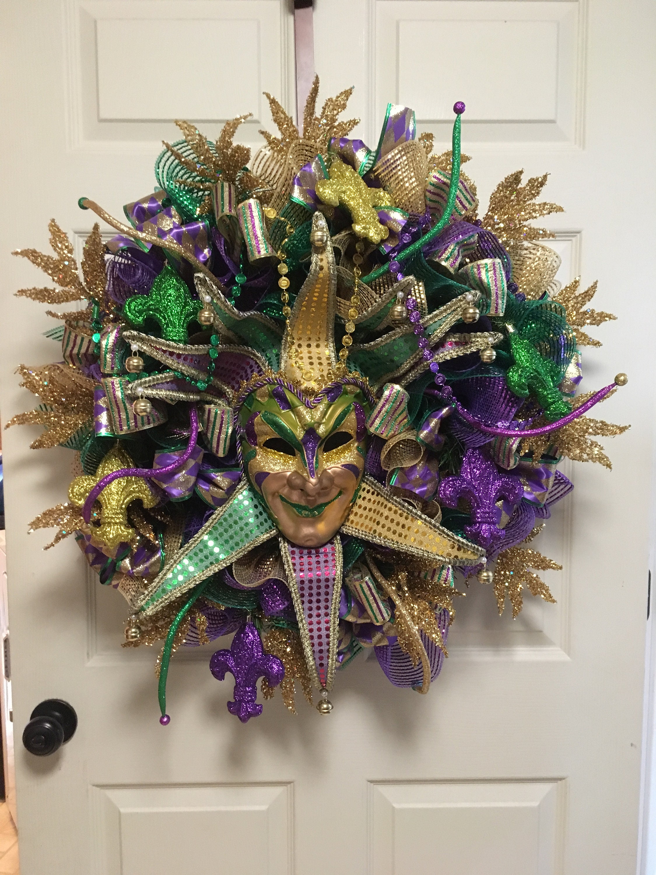 Mardi Gras Decor B5a