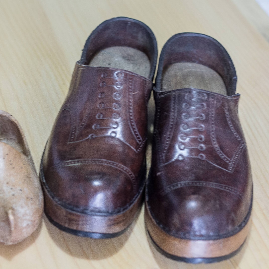 LES Leather Christmas or Wedding Clogs, Size 48 - Etsy