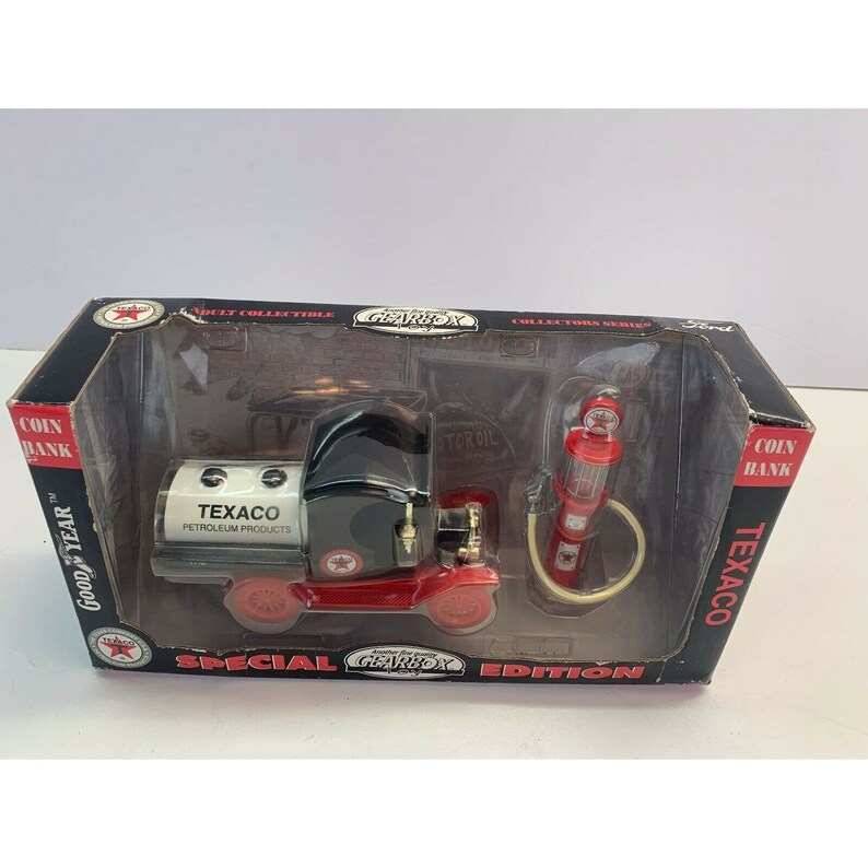 1912 Ford Model T Oil Tanker and 1920s Wayne Gas Pump Texaco Coin Bank ...