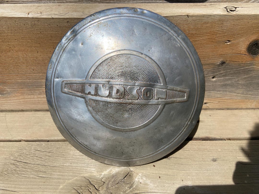 Vintage Hubcap 1940’s Hudson Dog Dish Pie Plate Hub Cap - Etsy