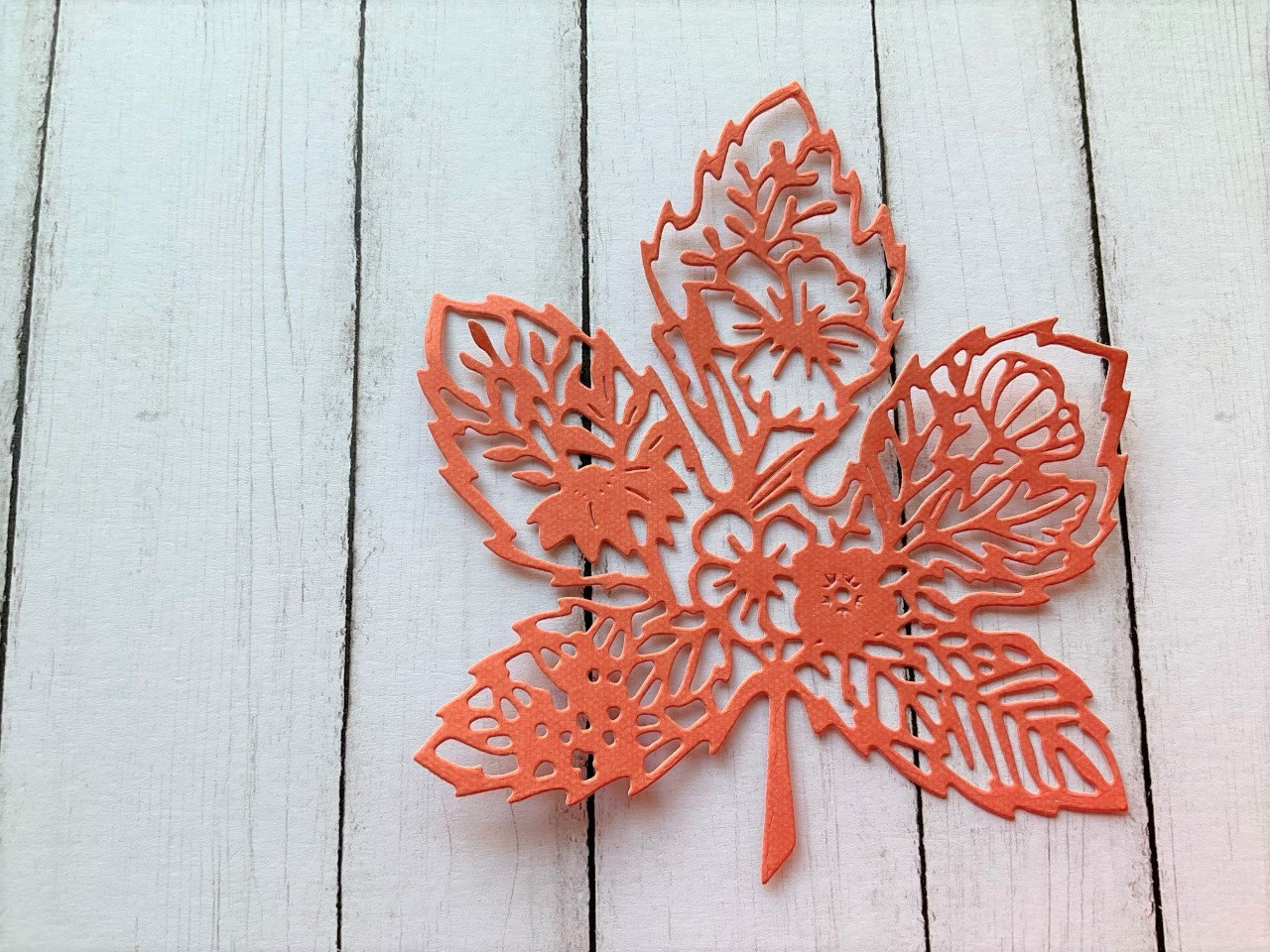 Maple Leaf Paper Cut Outs, Summer Maple Leaf Color Set, Maple Leaf Fall ...