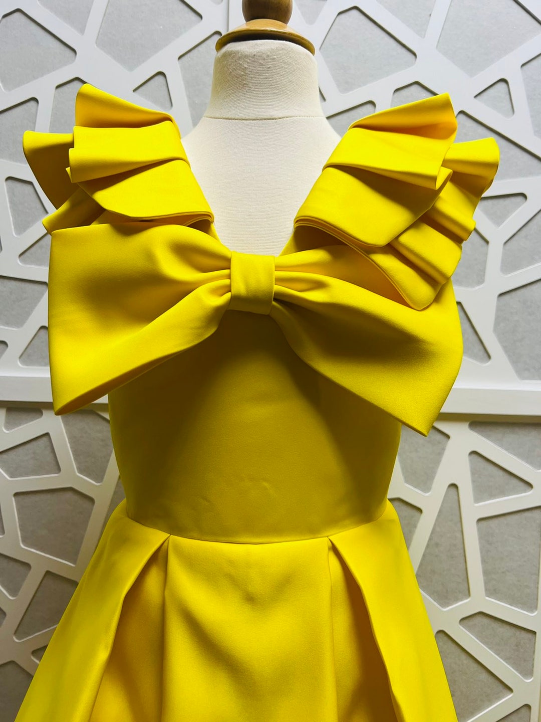 Yellow Interview Dress Pageant Yellow Dress With Ruffles and Bow Girls ...