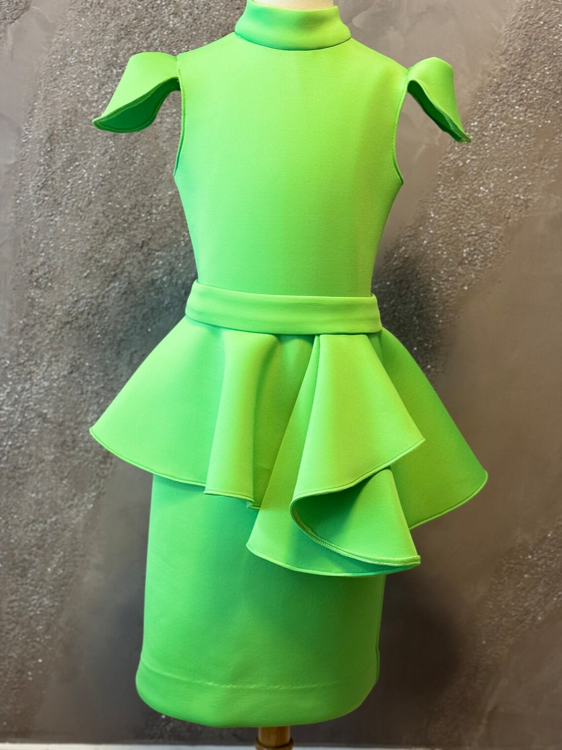 Kelly Green Pageant Dress With Peplum Girls Neoprene Homecoming Outfit ...