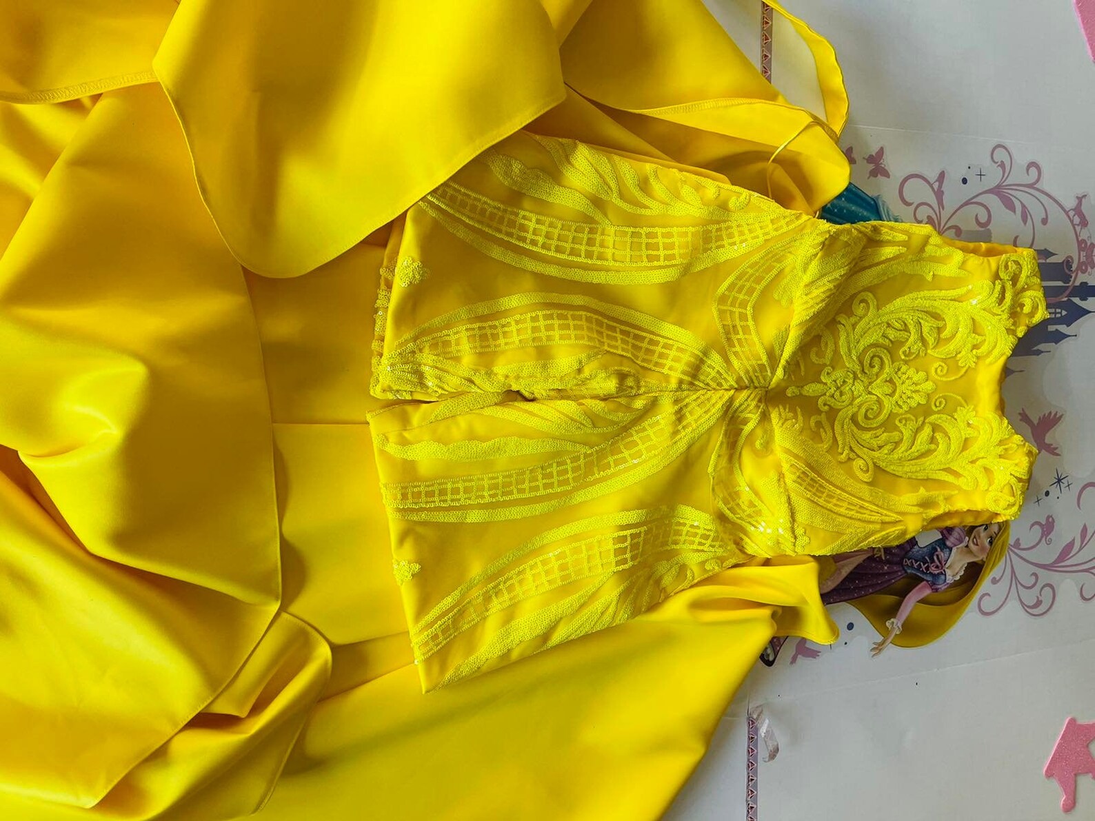 Fun Fashion Yellow Girls Outfit Pageant Yellow Runway Pageant Outfit ...