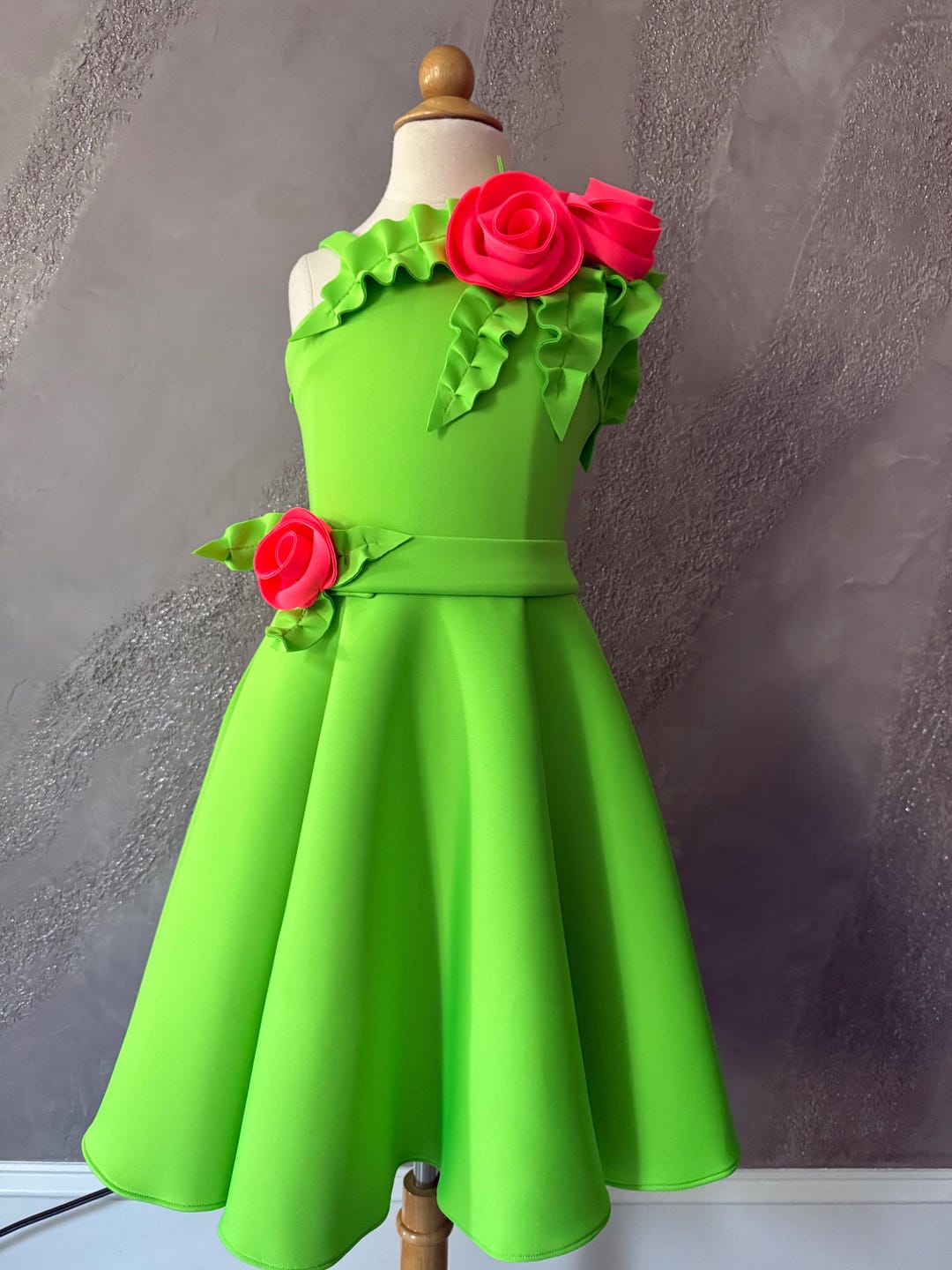 Kelly Green Pageant Dress With Flowers Girls Neoprene Homecoming Outfit ...