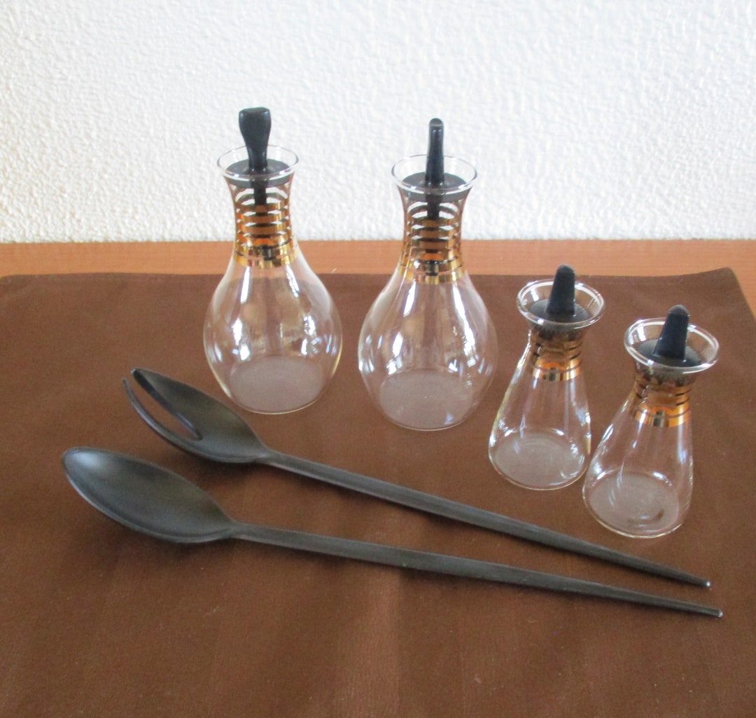 Vintage Pyrex Salad Set, 2 Oil and Vinegar Cruets, Salt and Pepper ...