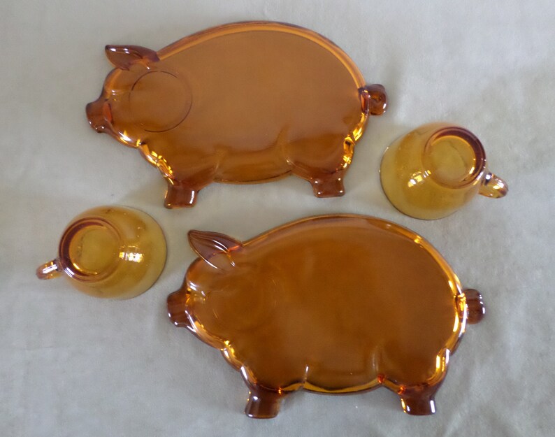 Amber glass pig snack set Set of 2 pig shaped plates with | Etsy