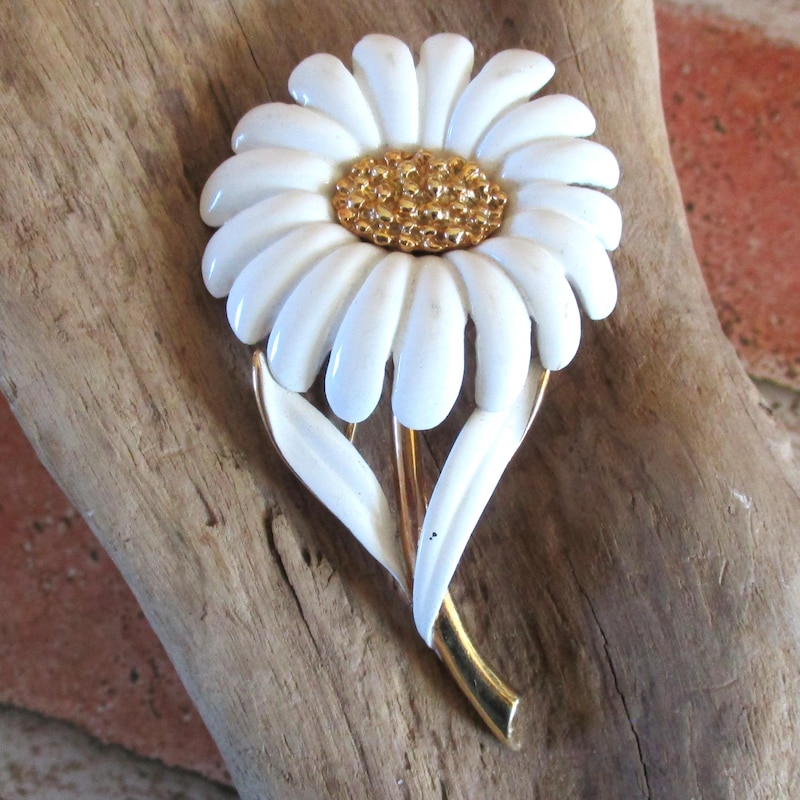 Monet Flower Brooches - Etsy