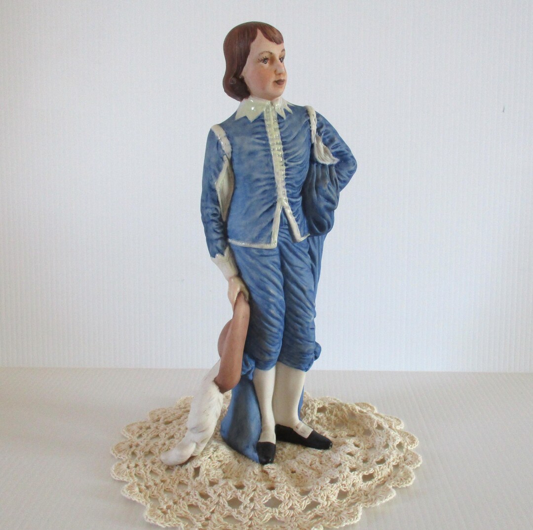 Vintage Blue Boy Figurine, Hand Painted Ceramic Blue Boy Figurine - Etsy