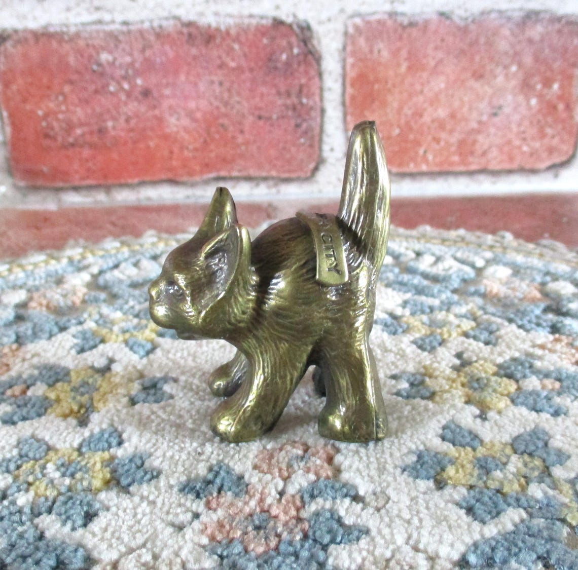 Miniature Brass Cat, Vintage Metal Cat, New York City Souvenir - Etsy