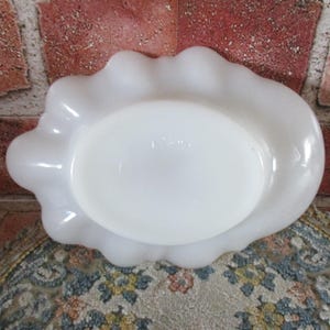 Vintage Avon White Milk Glass Cherub Soap Dish, Trinket Dish, Glass ...