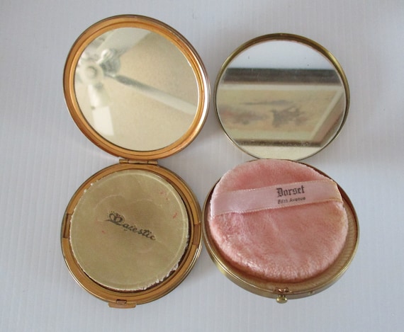 Set Of 2 Vintage Compacts Usa Map Compact Monograme Gem