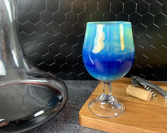 Color Changing Wine Glass Handblown Borosilicate Glass Elevated ...