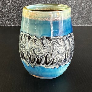 Color Changing Wine Glass Handblown Borosilicate Glass Elevated ...