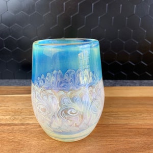 Color Changing Wine Glass Handblown Borosilicate Glass Elevated ...