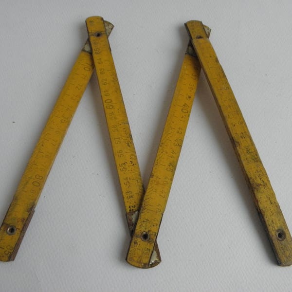 Carpenter Farmhouse - Etsy