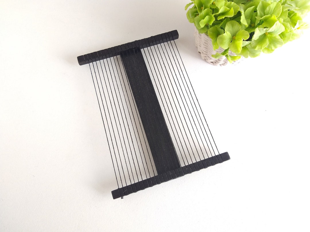 Small Weaving Loom, Hand Loom Beginners, Little Weaving Projects - Etsy