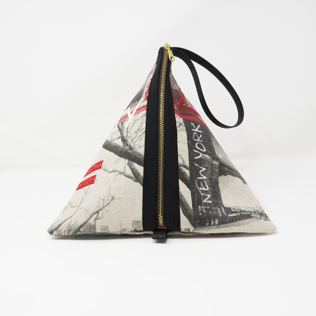 Fashion Wristlet With New York Print - Triangular Pyramid Wristlet ...