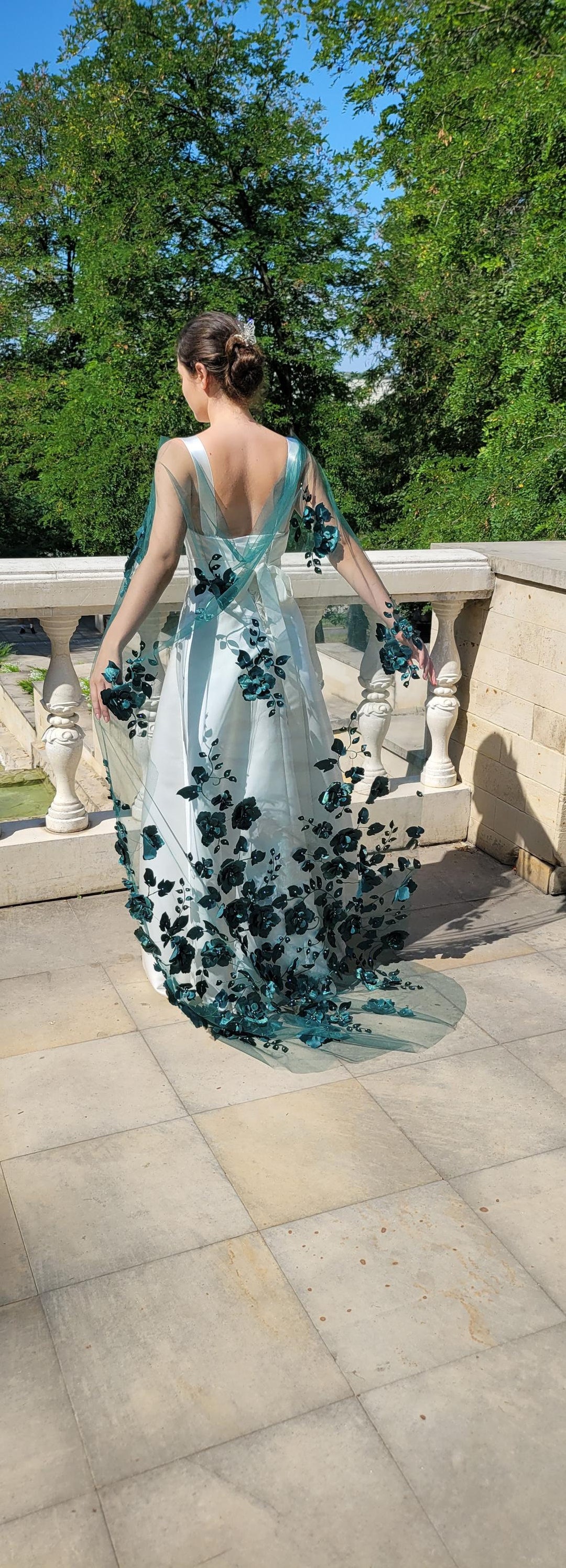 3D Dark Green Flowers Wedding Cape, Floral Wedding Cloak, Green ...