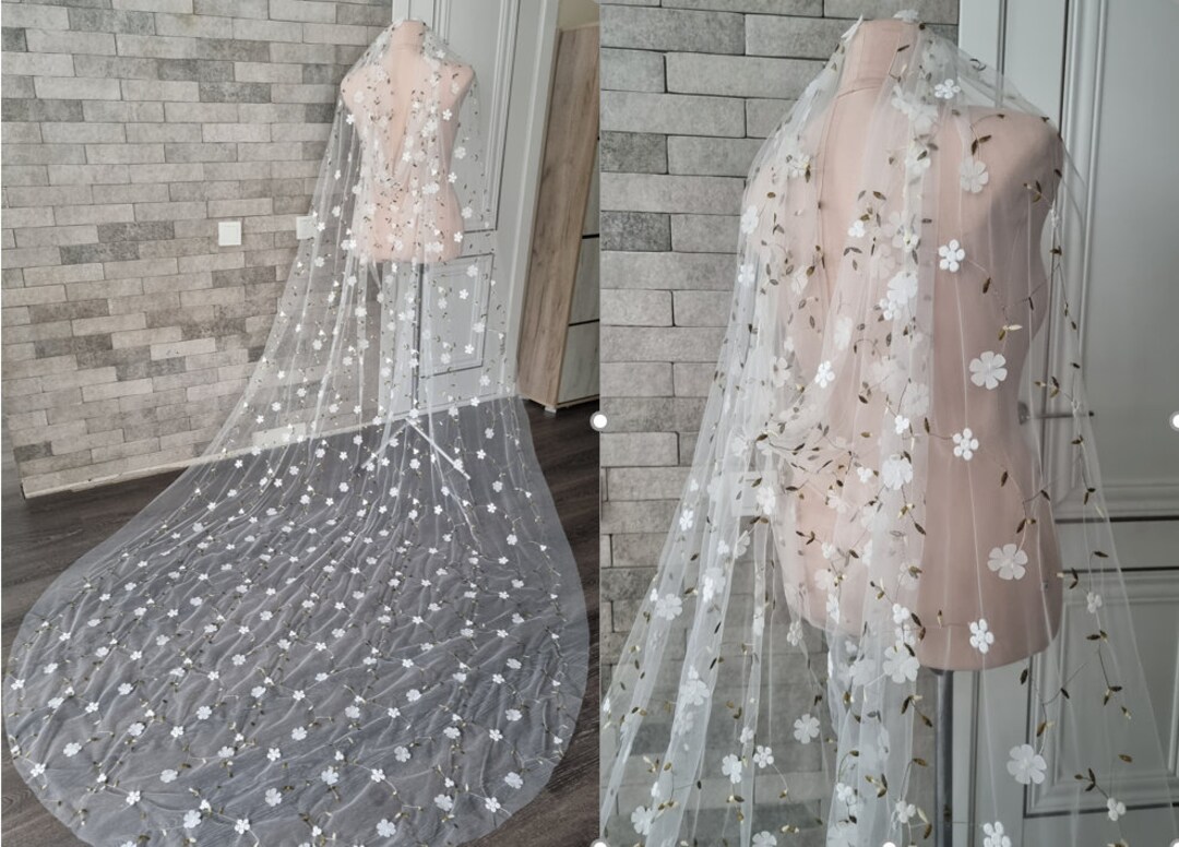 Draped 3D Daisy Flowers Wedding Veil, Delicate Floral Veil, Green and ...