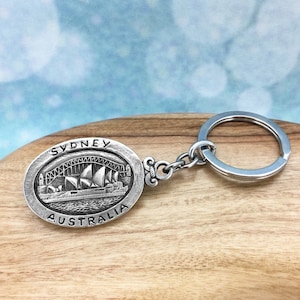 Sydney Opera House Australian Souvenir Keyring, Australian Made Pewter ...
