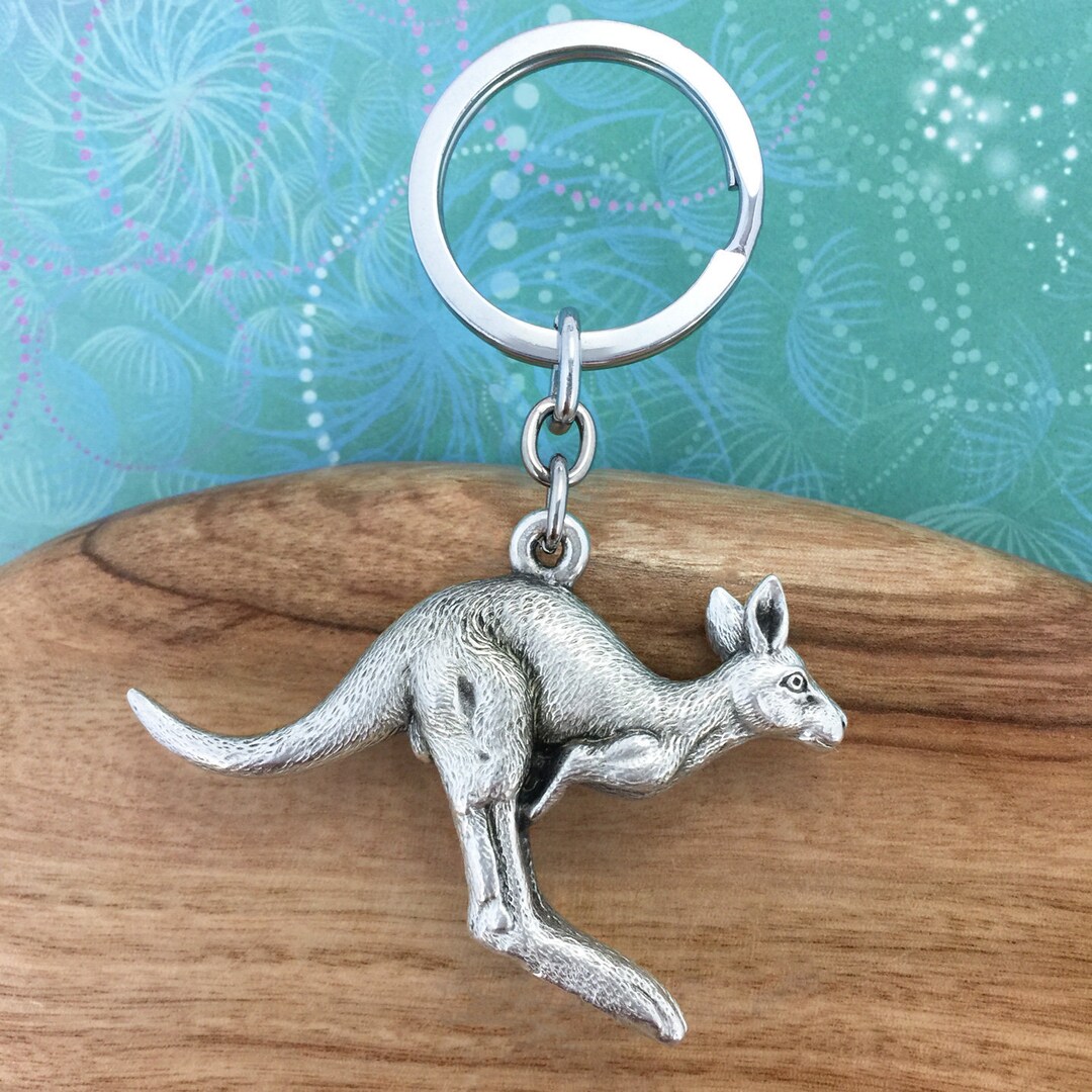 Kangaroo B Australian Souvenir Keyring, Australian Made Pewter Gift ...