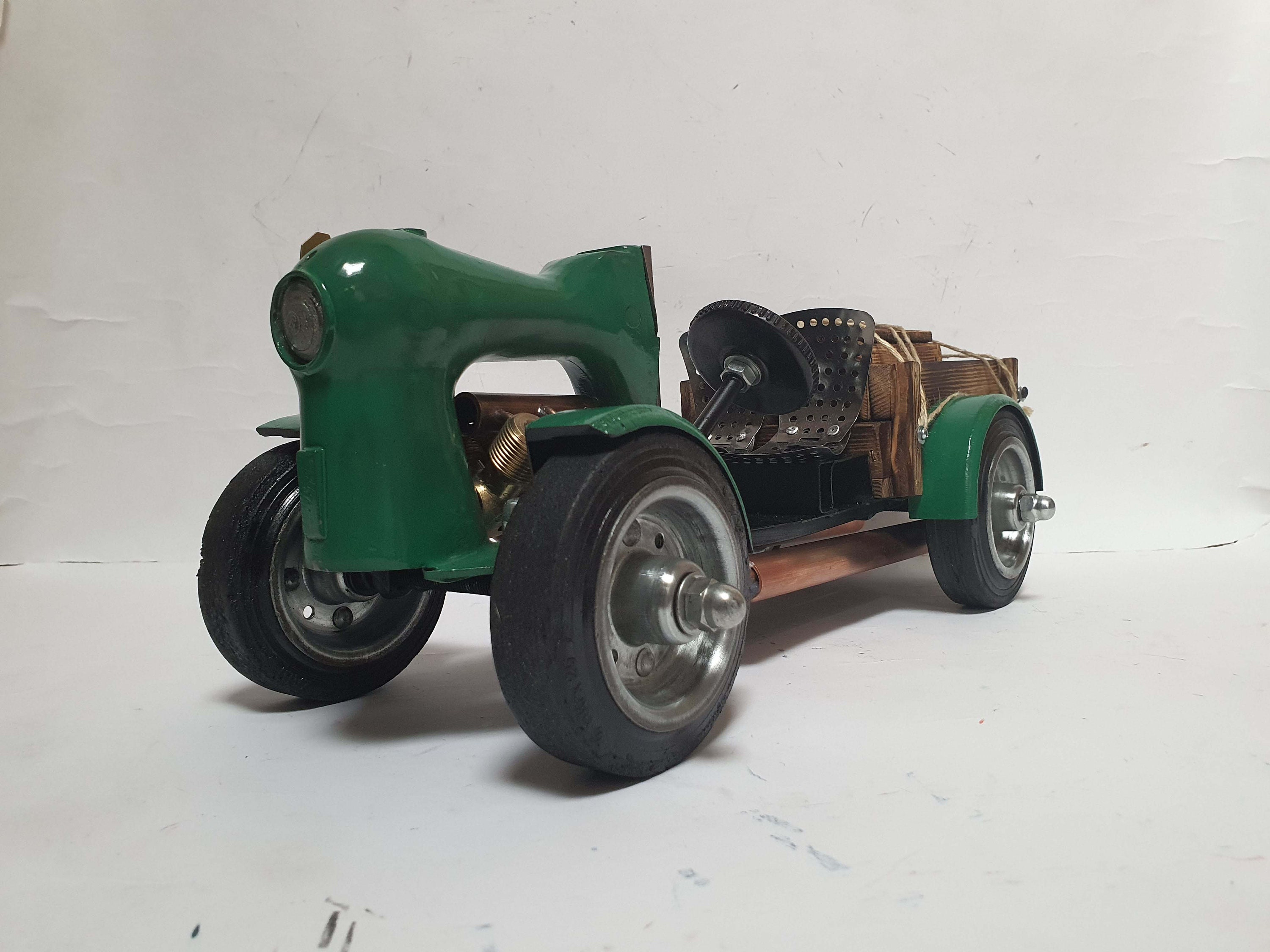 Recycled Art Metal Cars Sewing Machine,metal Art Gallery,handmade ...
