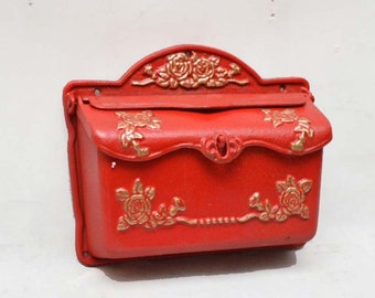Vintage Cast Iron Mailbox - Etsy