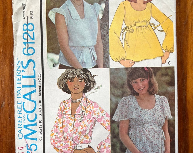 70s Women's Tops Sewing Pattern / 1970s Vintage Blouse / Shirt / Size ...