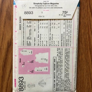 1970s Women's Tops Sewing Pattern / 70s Vintage Women's Blouses ...