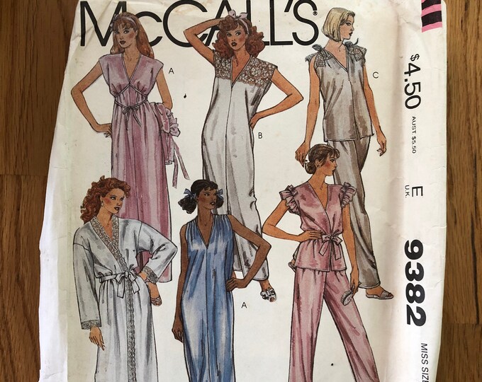 Robe Pajamas & Nightgown Sewing Pattern / 80s Vintage - Etsy
