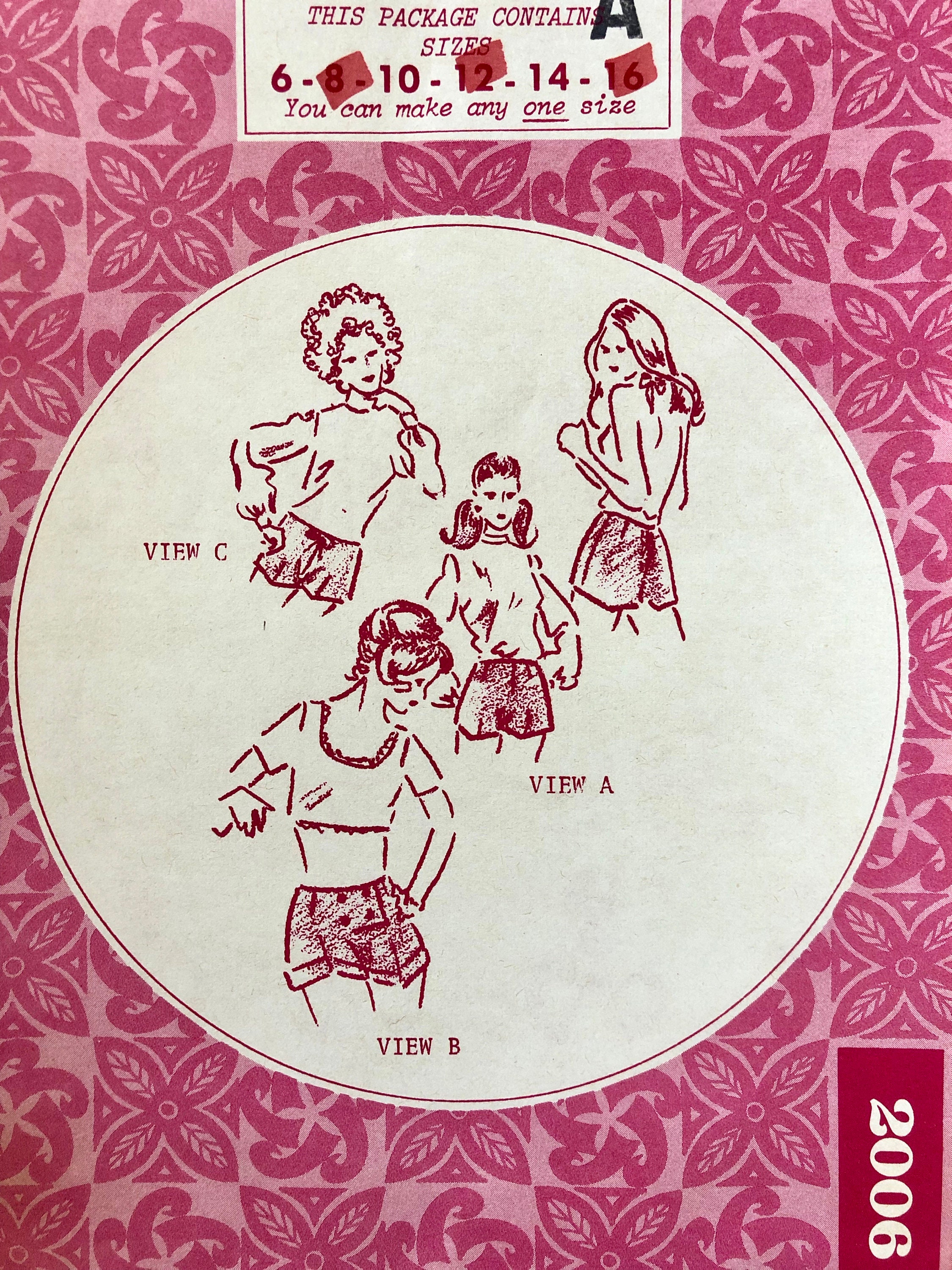 Women's Shorts Sewing Pattern / 70s Vintage Pants / Size | Etsy