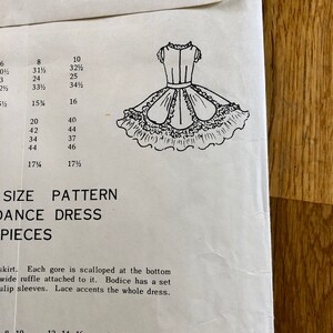 Square Dance Dress Sewing Pattern / 1970s Vintage Petal Skirt Dress W ...