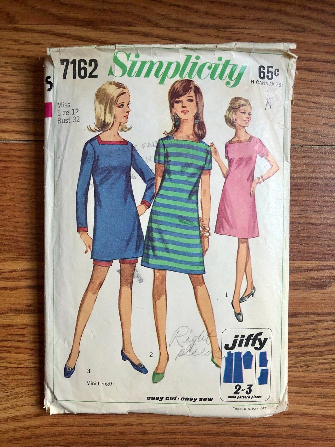 1960s Shift Dress & Shorts Sewing Pattern / 60s Vintage Women's Dress ...