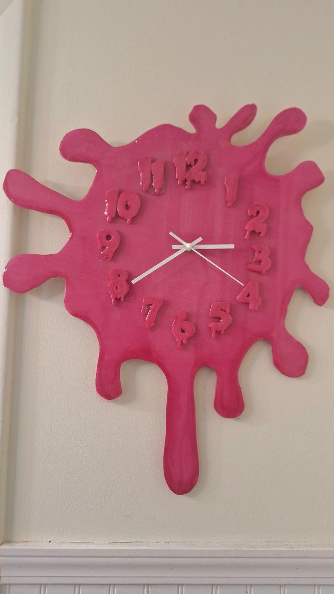 Paint Splat Clock, Noen Pink - Etsy