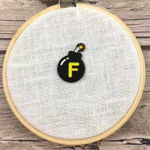 F Bomb Needle Minder | Naughty F Word Needle Magnet | Black Round F ...