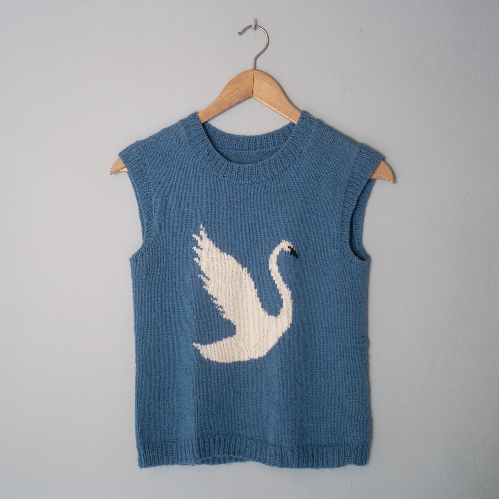 Knitting Pattern Swan Top in Intarsia - Odette - Etsy