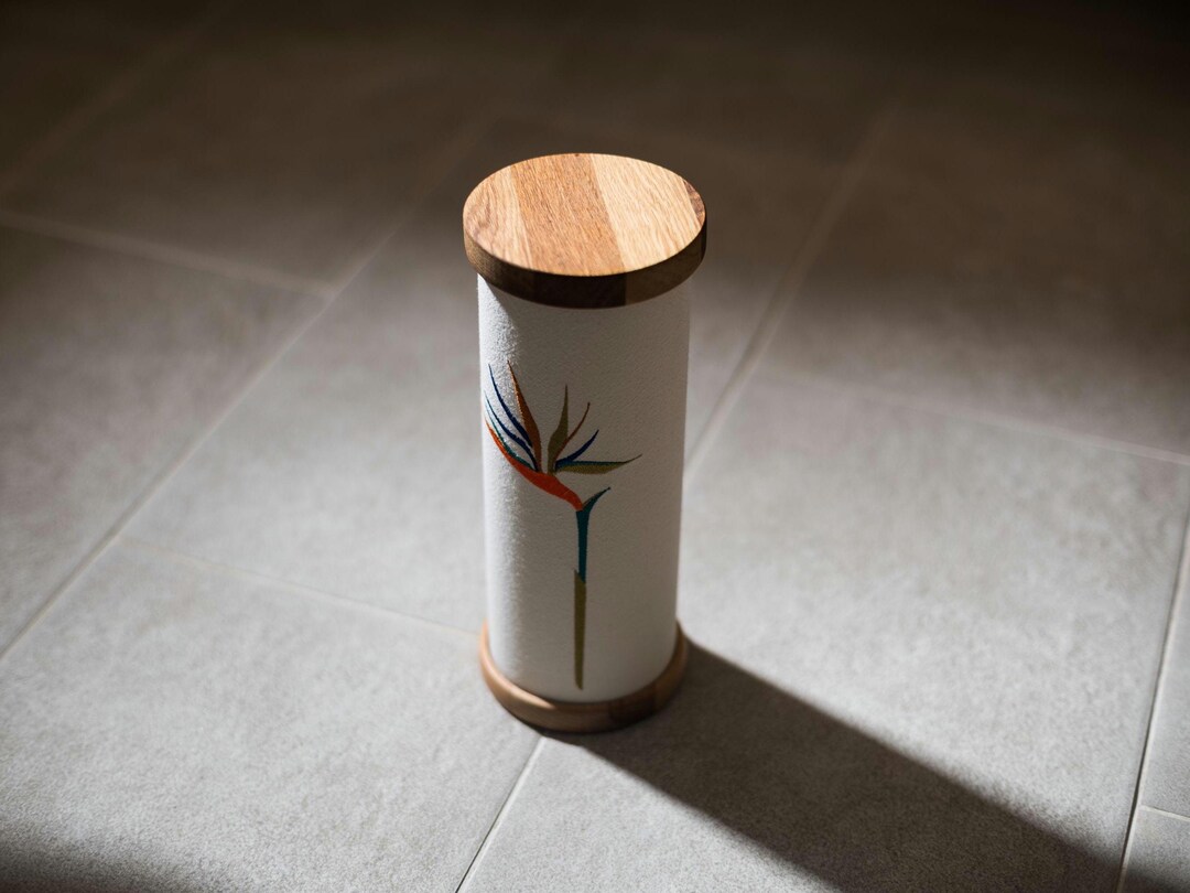 Strelitzia Lamp Oak Wood Table Light Flower Embroidered Canvas Lamp ...