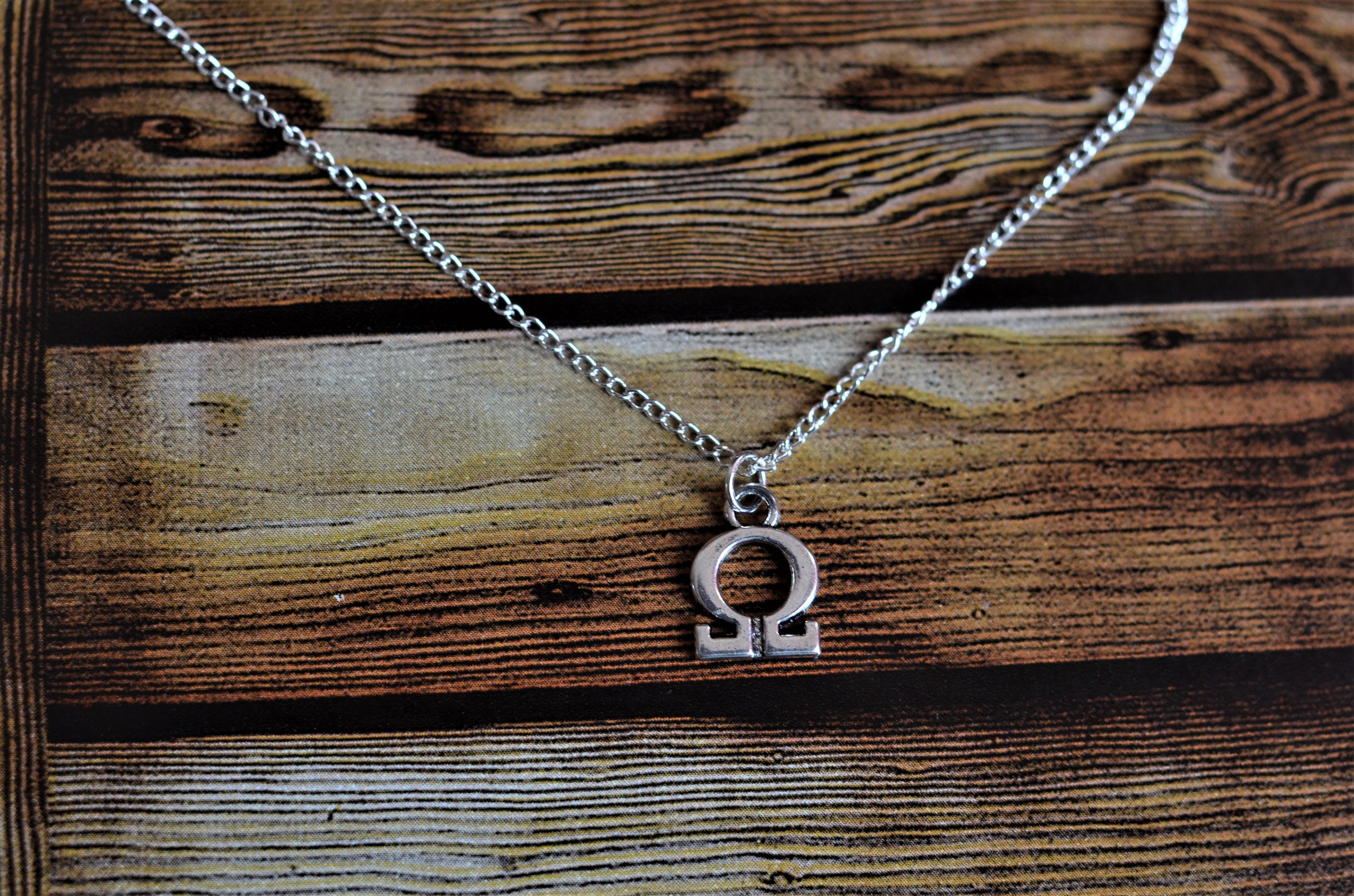 Omega Necklace Omega Symbol Greek Alphabet Minimalist - Etsy UK