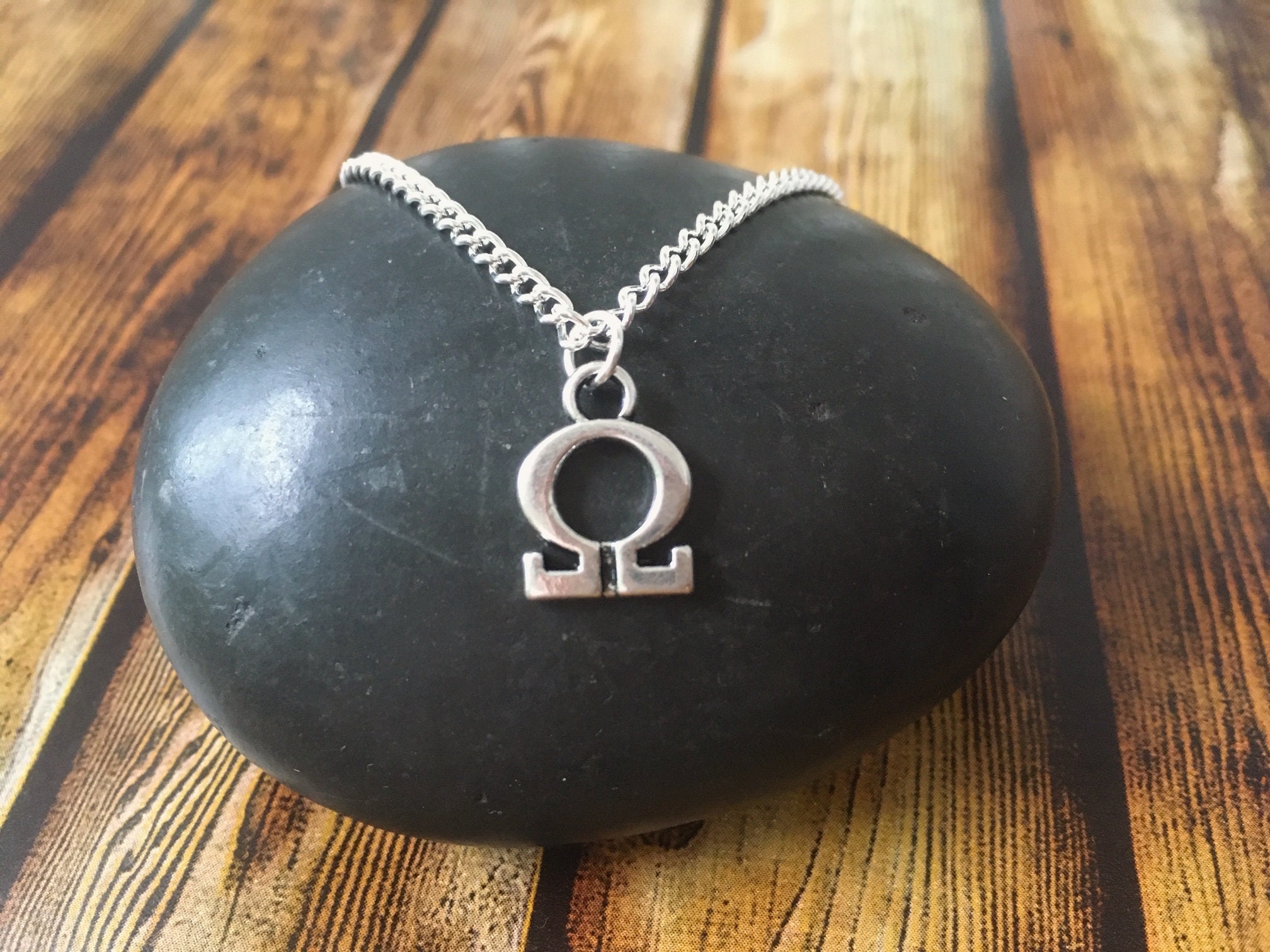 Omega Necklace Omega Symbol Greek Alphabet Minimalist - Etsy UK