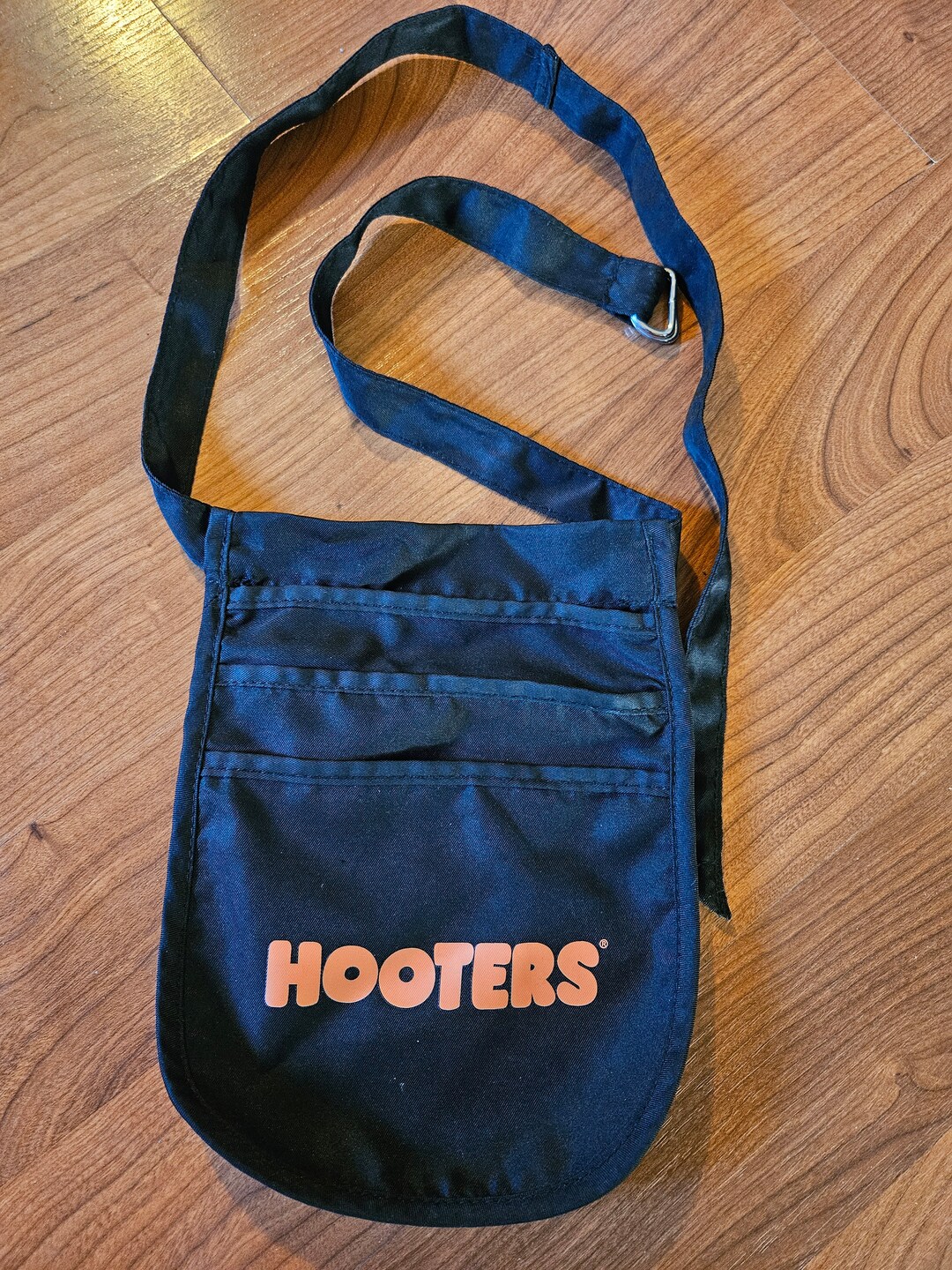 Hooters Black Servers Money Pouch - Etsy