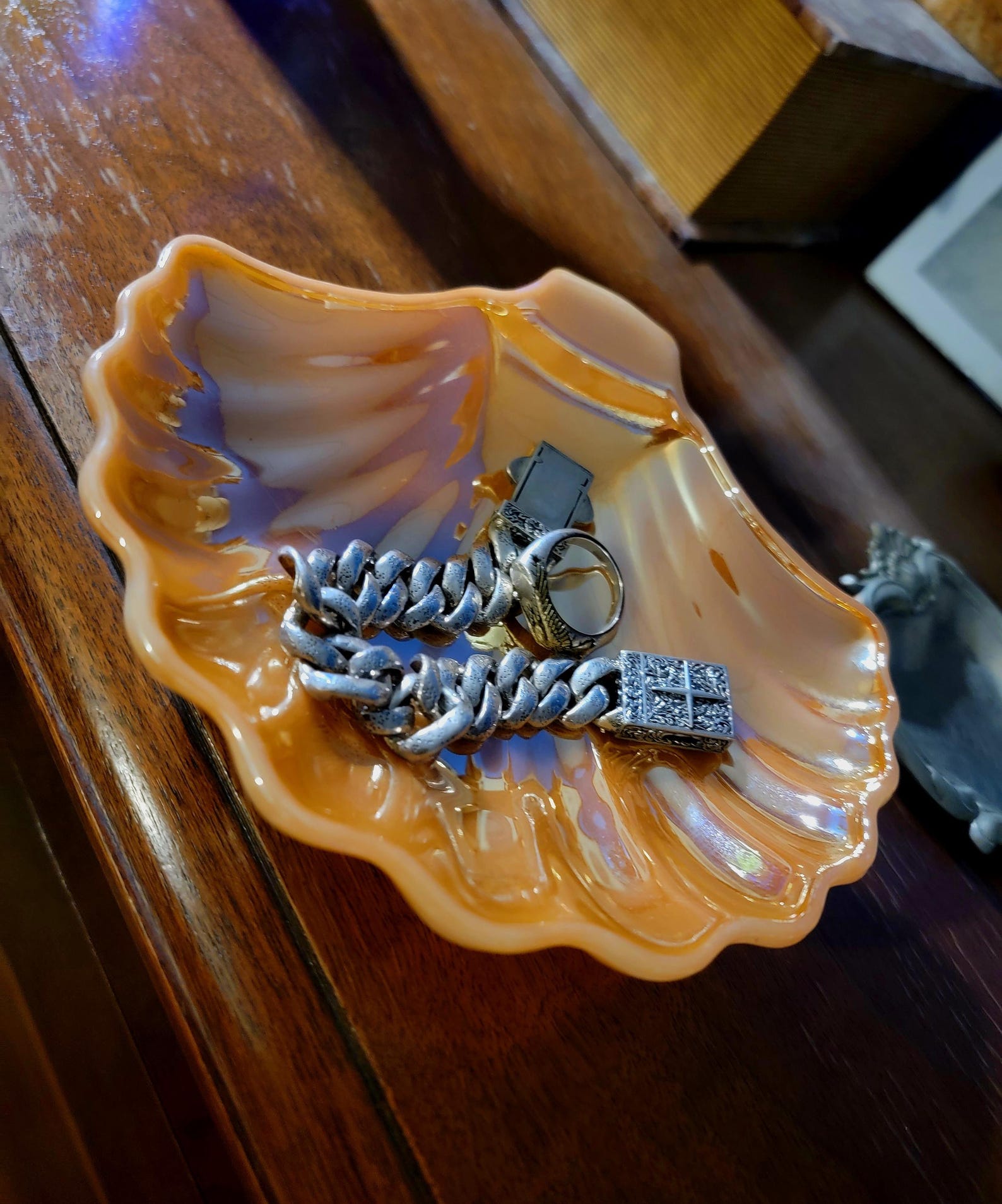 Vintage Peach Lustre Shell Dish, Iridescent Clam Shell Glass Trinket ...