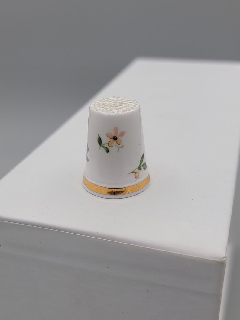 Vintage Collectible Decorative Thimbles - Etsy