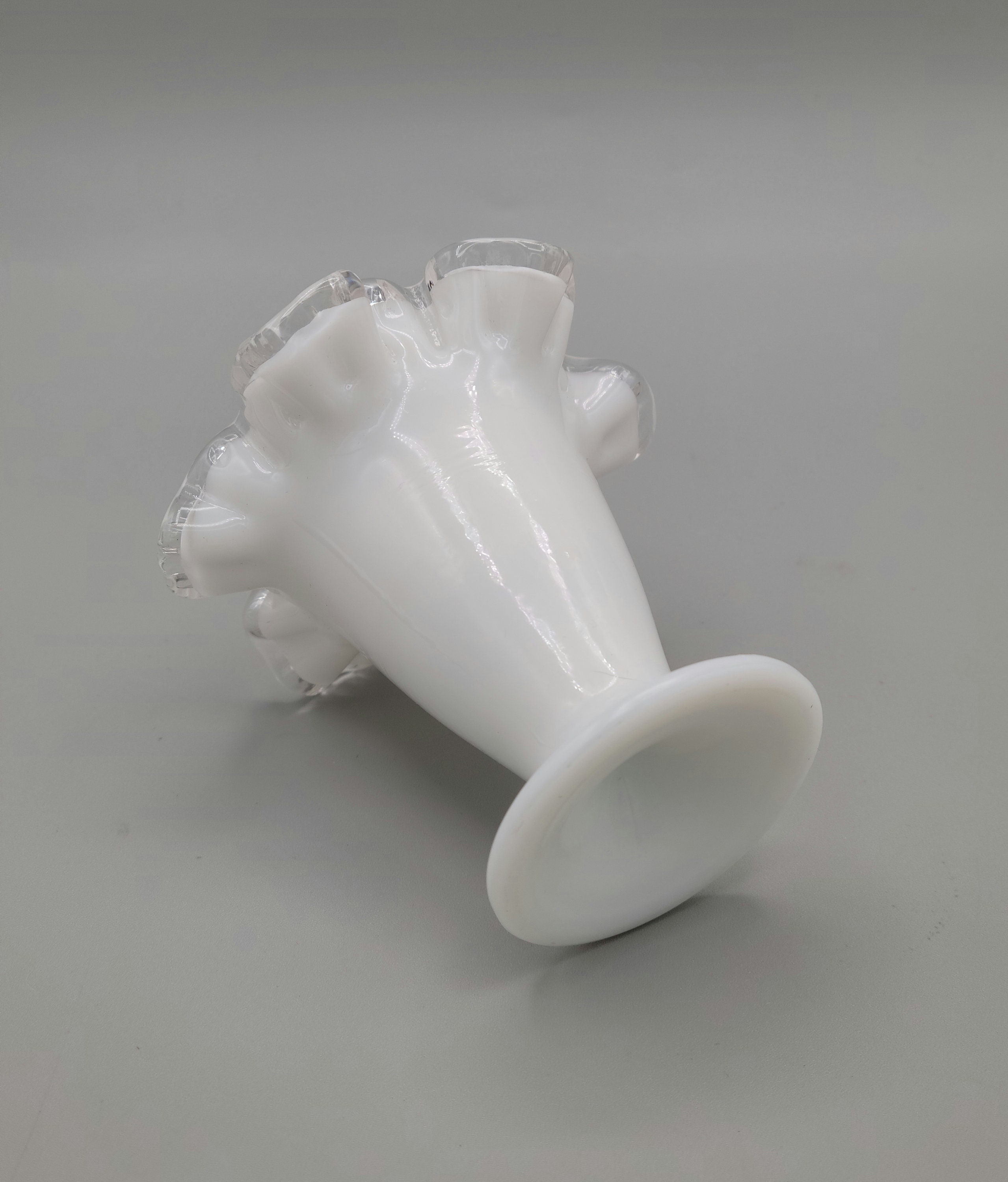 Vintage Fenton Silver Crest Vase | Clear Double Crimped Crest on Milk ...