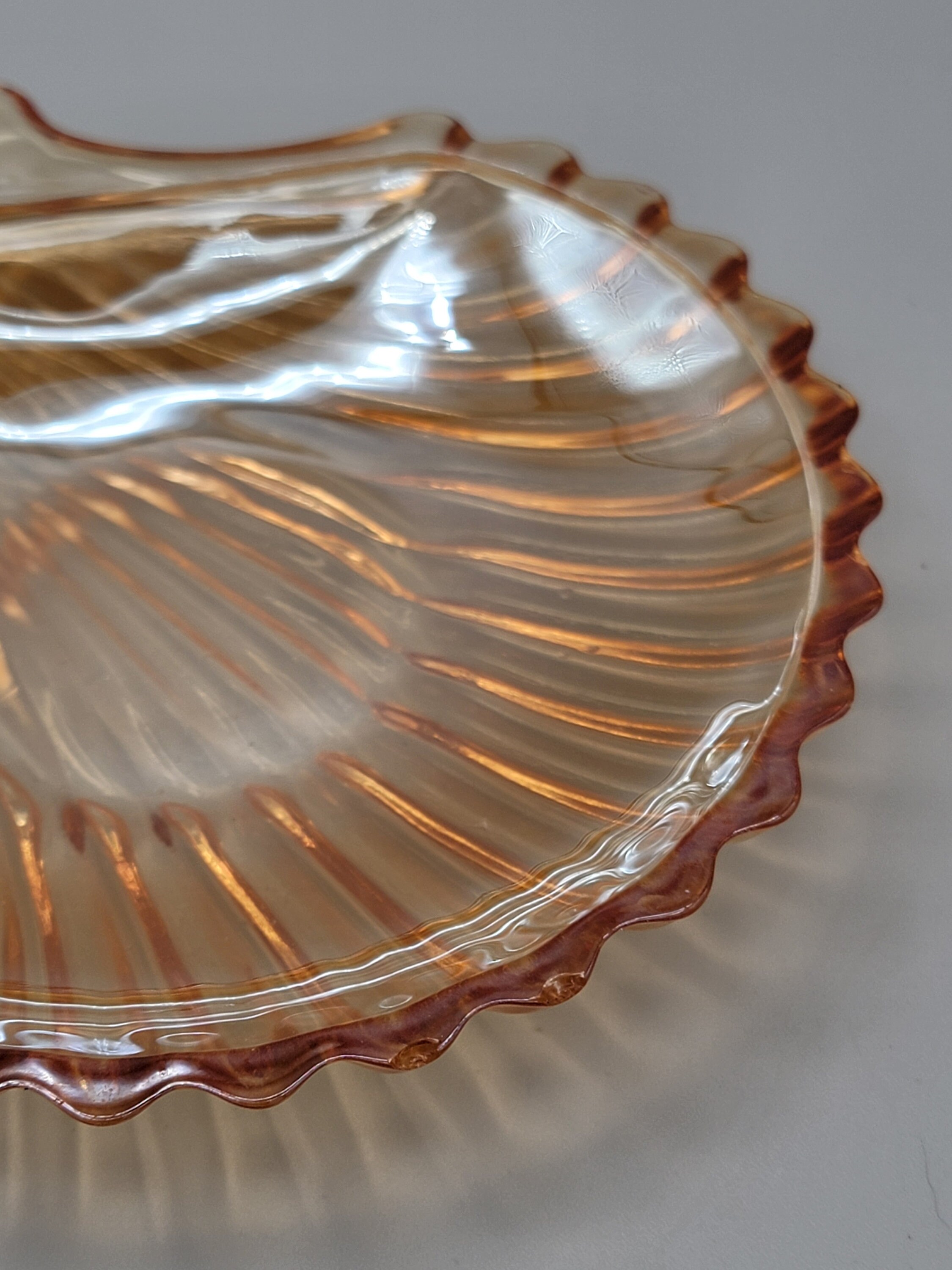Vintage Carnival Glass Shell Dish - Etsy