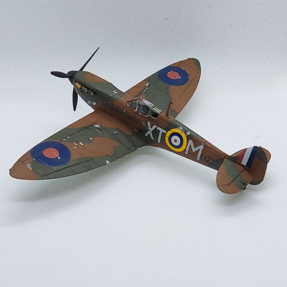 Supermarine Spitfire Mk.i Built Plastic Model 1/72 Scale - Etsy