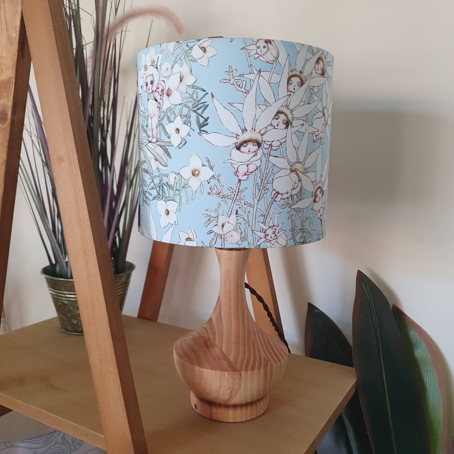 Snuggle Pot and Cuddle Pie Australian May Gibbs Flowers Babies | Etsy