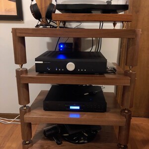 TIMBERNATION Walnut Stack Rack With 3 Round Posts - Etsy Canada