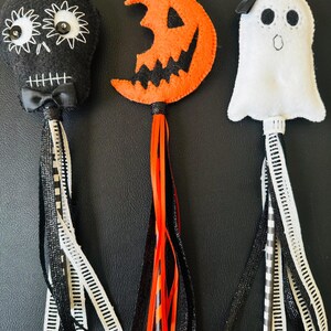 Spooky Halloween Wands - Etsy
