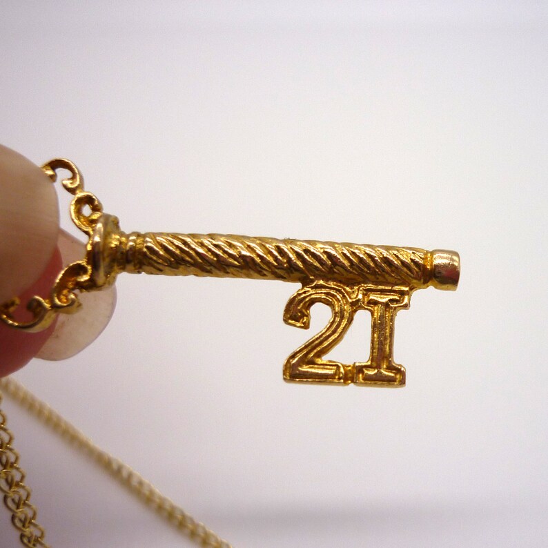 Vintage Gold 21 Key Charm Necklace - Etsy UK